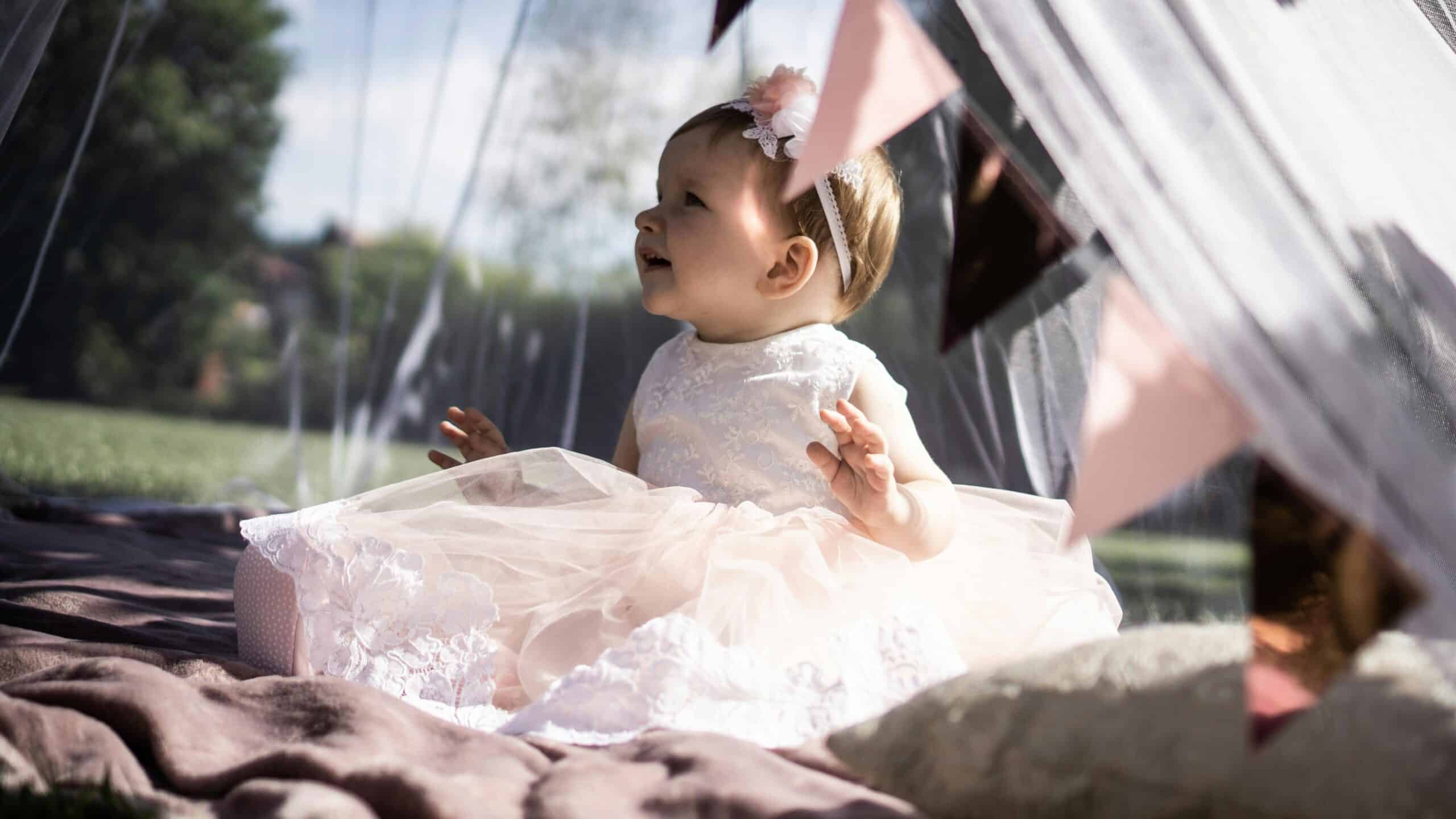 25 Beautiful Love Poems for Her That Will Melt Her Heart